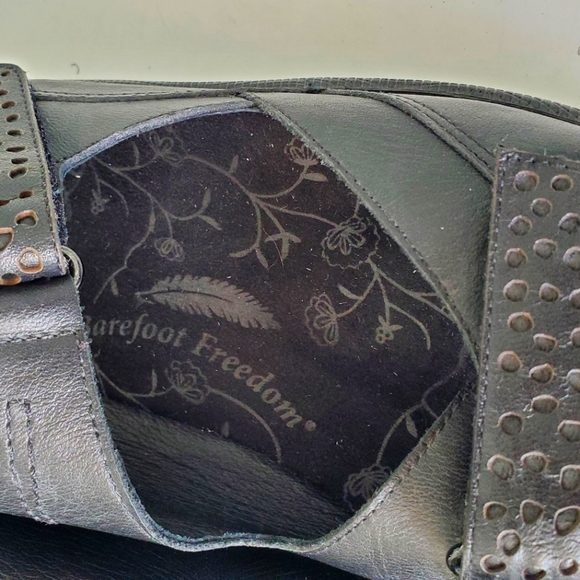 Barefoot Freedom | Shoes | Barefoot Freedom By Drew Lagoon Womens ...